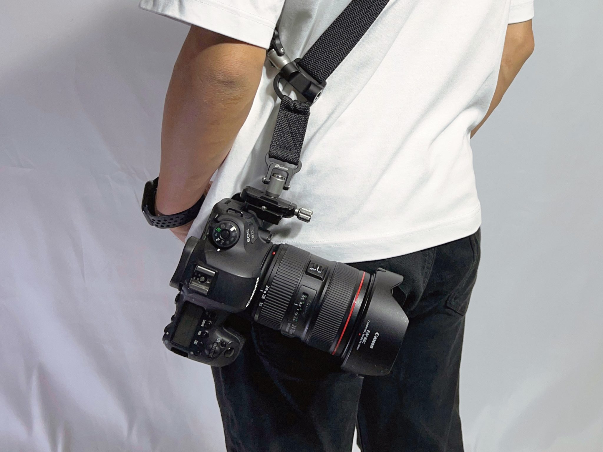 【レビュー】カメラの取り外しが簡単！Leofoto レオフォト 『SP-01 ワンタッチストラップ』 - 趣味おじさんの日常ラボ